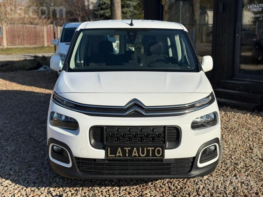 Balts Citroen Berlingo 2018 Rīga, ar dzinēja tilpumu 1.50 L un nobraukumu 159 tūkst. km par 7690 €, foto 11 vietnē AUTOMOTO.COM.LV
