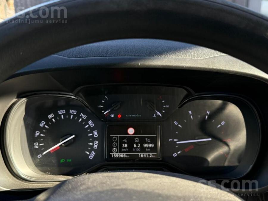 Balts Citroen Berlingo 2018 Rīga, ar dzinēja tilpumu 1.50 L un nobraukumu 159 tūkst. km par 7690 €, foto 22 vietnē AUTOMOTO.COM.LV