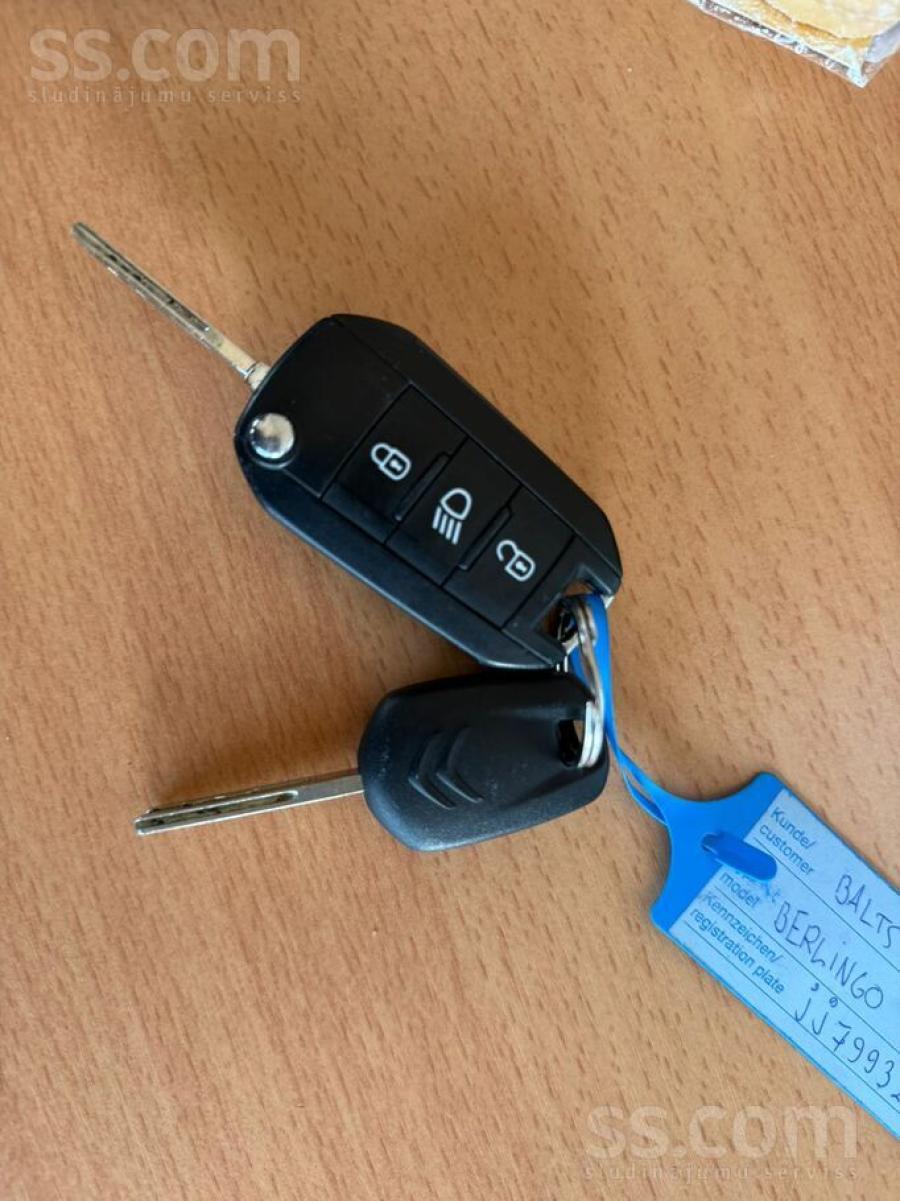 Balts Citroen Berlingo 2018 Rīga, ar dzinēja tilpumu 1.50 L un nobraukumu 159 tūkst. km par 7690 €, foto 29 vietnē AUTOMOTO.COM.LV