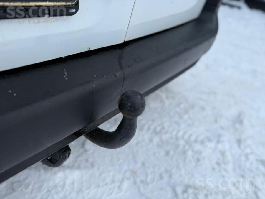 Balts Citroen Berlingo 2018 Rīga, ar dzinēja tilpumu 1.50 L un nobraukumu 159 tūkst. km par 8995 €, foto 14 vietnē AUTOMOTO.COM.LV
