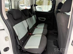 Balts Citroen Berlingo 2018 Rīga, ar dzinēja tilpumu 1.50 L un nobraukumu 159 tūkst. km par 8995 €, foto 19 vietnē AUTOMOTO.COM.LV