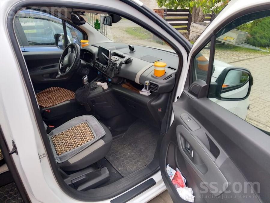 Balts Citroen Berlingo 2019 Rēzekne, ar dzinēja tilpumu 1.50 L un nobraukumu 120 tūkst. km par 9000 €, foto 7 vietnē AUTOMOTO.COM.LV