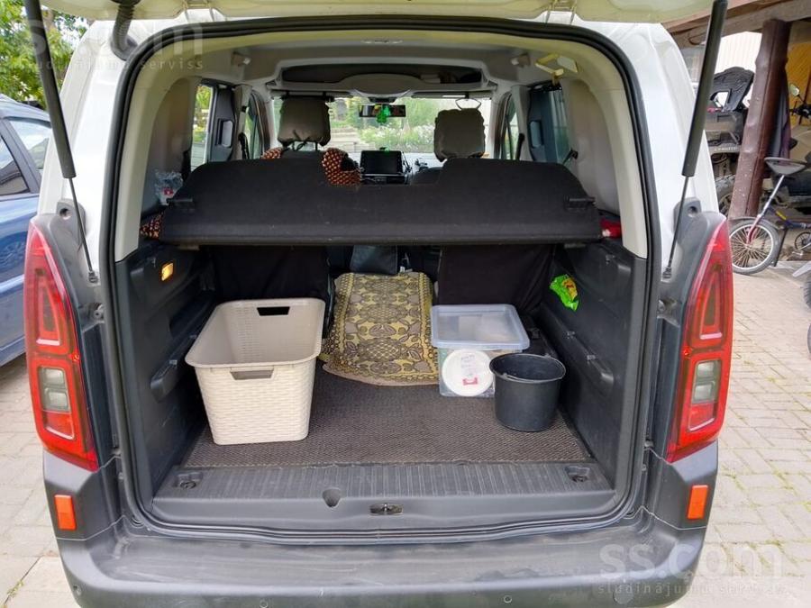 Balts Citroen Berlingo 2019 Rēzekne, ar dzinēja tilpumu 1.50 L un nobraukumu 120 tūkst. km par 9000 €, foto 8 vietnē AUTOMOTO.COM.LV
