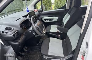 White Citroen Berlingo 2020 in Viljandi, with an engine capacity of 1.50 L and mileage of 150 thousand km for 9400 €, photo 9 on AUTOMOTO.COM.LV
