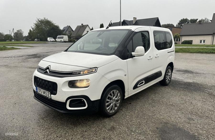 White Citroen Berlingo 2020 in Viljandi, with an engine capacity of 1.50 L and mileage of 150 thousand km for 9400 €, photo 11 on AUTOMOTO.COM.LV
