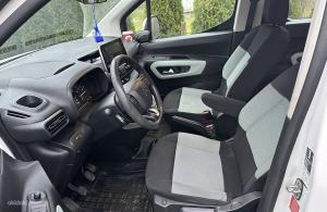 White Citroen Berlingo 2020 in Viljandi, with an engine capacity of 1.50 L and mileage of 150 thousand km for 9400 €, photo 17 on AUTOMOTO.COM.LV