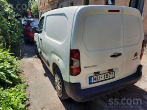 Balts Citroen Berlingo 2021 Rīga, ar dzinēja tilpumu 1.50 L un nobraukumu 148 tūkst. km par 7950 €, foto 5 vietnē AUTOMOTO.COM.LV