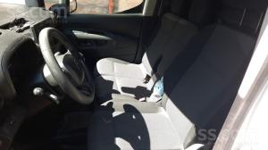 Balts Citroen Berlingo 2021 Rīga, ar dzinēja tilpumu 1.50 L un nobraukumu 148 tūkst. km par 7950 €, foto 8 vietnē AUTOMOTO.COM.LV