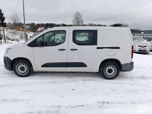 White Citroen Berlingo 2023 in Avizieniai, with an engine capacity of 1.50 L and mileage of 87 thousand km for 14520 €, photo 2 on AUTOMOTO.COM.LV