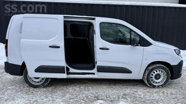 White Citroen Berlingo 2025 in Riga, with an engine capacity of 1.50 L and mileage of 11 thousand km for 18400 €, photo 4 on AUTOMOTO.COM.LV