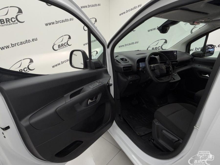 Balts Citroen Berlingo 2025 Avižieniai, ar dzinēja tilpumu 1.50 L un nobraukumu 12 tūkst. km par 21990 €, foto 19 vietnē AUTOMOTO.COM.LV