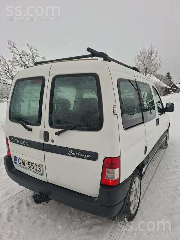 Citroen Berlingo 2005 Saldus vietnē Balts Citroen Berlingo 2005 Saldus, ar dzinēja tilpumu 1.40 L un nobraukumu 208 tūkst. km par 1490 €, foto 4 vietnē AUTOMOTO.COM.LV