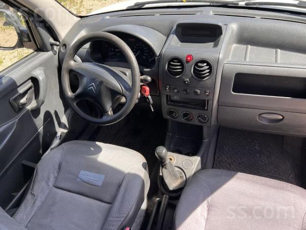 Balts Citroen Berlingo 2007 Rīga, ar dzinēja tilpumu 1.40 L un nobraukumu 245 tūkst. km par 499 €, foto 5 vietnē AUTOMOTO.COM.LV