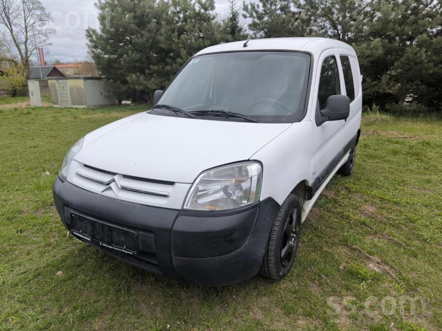 Balts Citroen Berlingo 2007 Ludza, ar dzinēja tilpumu 1.90 L un nobraukumu 240 tūkst. km par 1990 €, foto 1 vietnē AUTOMOTO.COM.LV