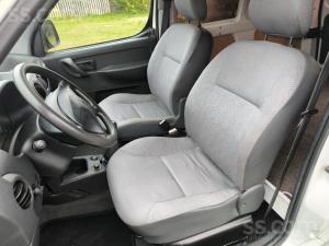 Balts Citroen Berlingo 2007 Ludza, ar dzinēja tilpumu 1.90 L un nobraukumu 240 tūkst. km par 1990 €, foto 10 vietnē AUTOMOTO.COM.LV