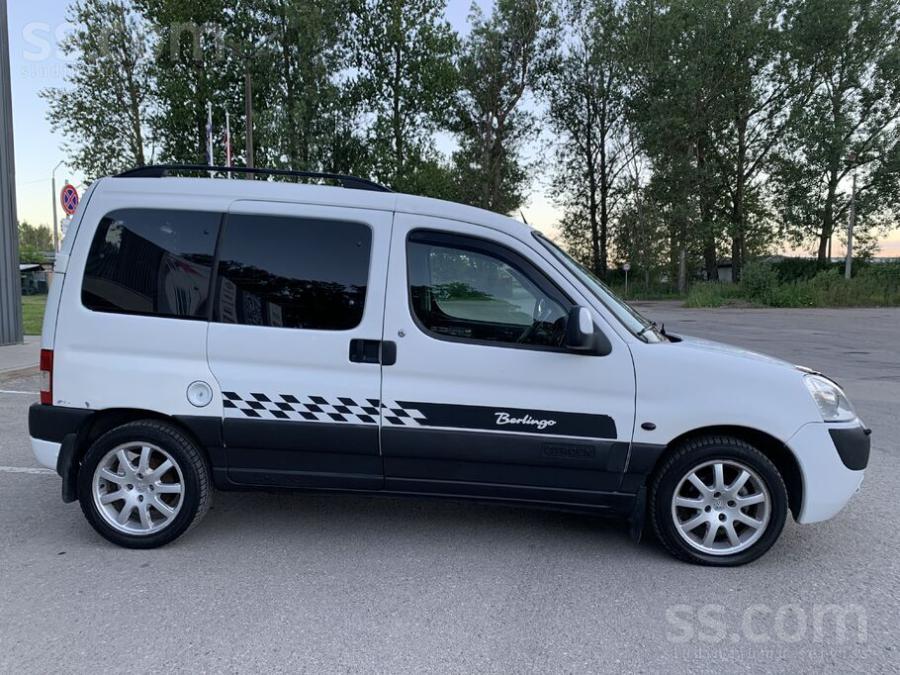 White Citroen Berlingo 2007 in Riga, with an engine capacity of 1.40 L and mileage of 0 thousand km for 1550 €, photo 6 on AUTOMOTO.COM.LV
