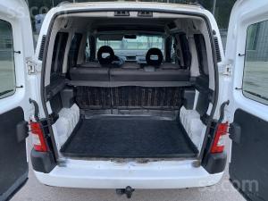 White Citroen Berlingo 2007 in Riga, with an engine capacity of 1.40 L and mileage of 0 thousand km for 1550 €, photo 12 on AUTOMOTO.COM.LV