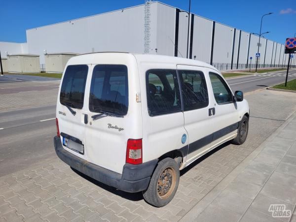 Balts Citroen Berlingo 2008 Viļņa, ar dzinēja tilpumu 1.60 L un nobraukumu 351 tūkst. km par 430 €, foto 6 vietnē AUTOMOTO.COM.LV
