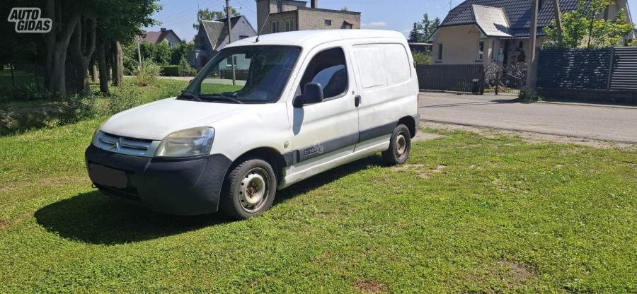 Balts Citroen Berlingo 2008 Vilkaviškis, ar dzinēja tilpumu 1.60 L un nobraukumu 339 tūkst. km par 650 €, foto 1 vietnē AUTOMOTO.COM.LV