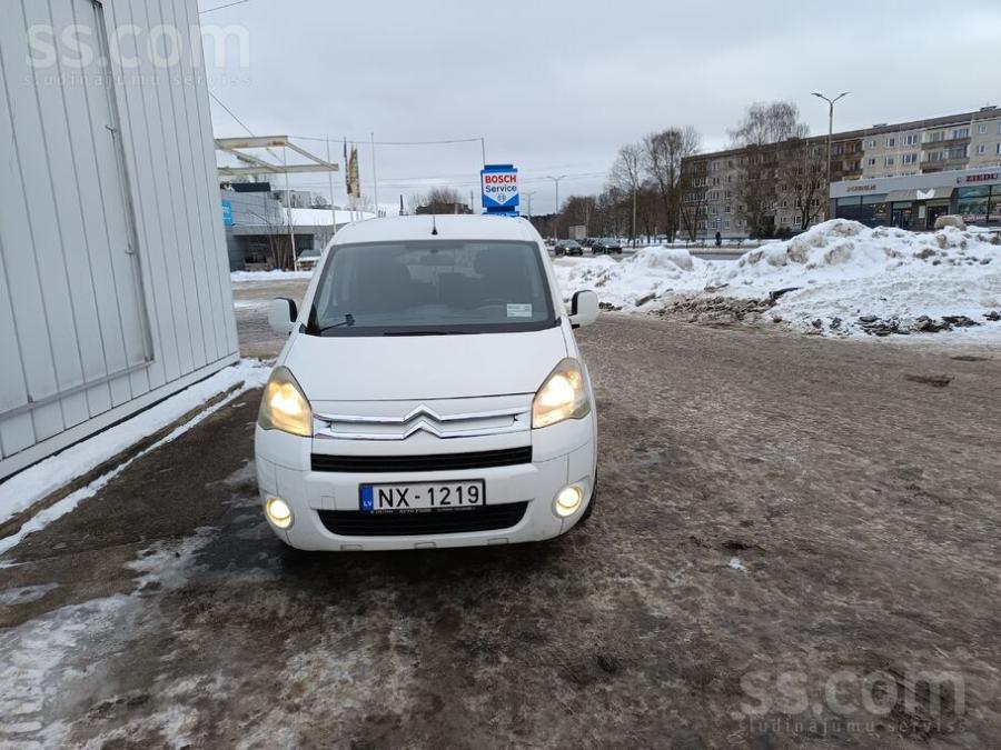 Balts Citroen Berlingo 2009 Rīga, ar dzinēja tilpumu 1.60 L un nobraukumu 0 tūkst. km par 3300 €, foto 2 vietnē AUTOMOTO.COM.LV