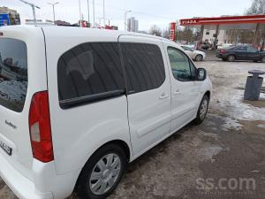 Balts Citroen Berlingo 2009 Rīga, ar dzinēja tilpumu 1.60 L un nobraukumu 0 tūkst. km par 3300 €, foto 4 vietnē AUTOMOTO.COM.LV