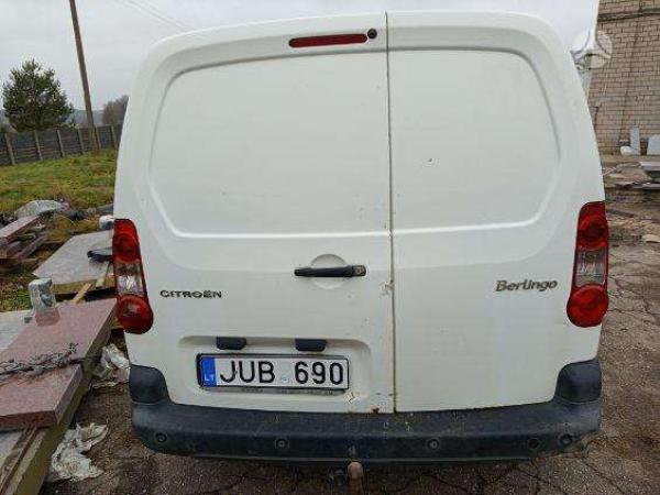 Balts Citroen Berlingo 2009 Molėtai, ar dzinēja tilpumu 1.60 L un nobraukumu 350 tūkst. km par 950 €, foto 3 vietnē AUTOMOTO.COM.LV