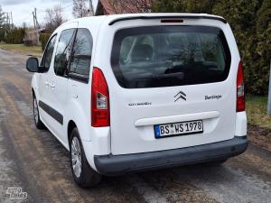 White Citroen Berlingo 2009 in Mazeikiai, with an engine capacity of 1.60 L and mileage of 285 thousand km for 3850 €, photo 8 on AUTOMOTO.COM.LV