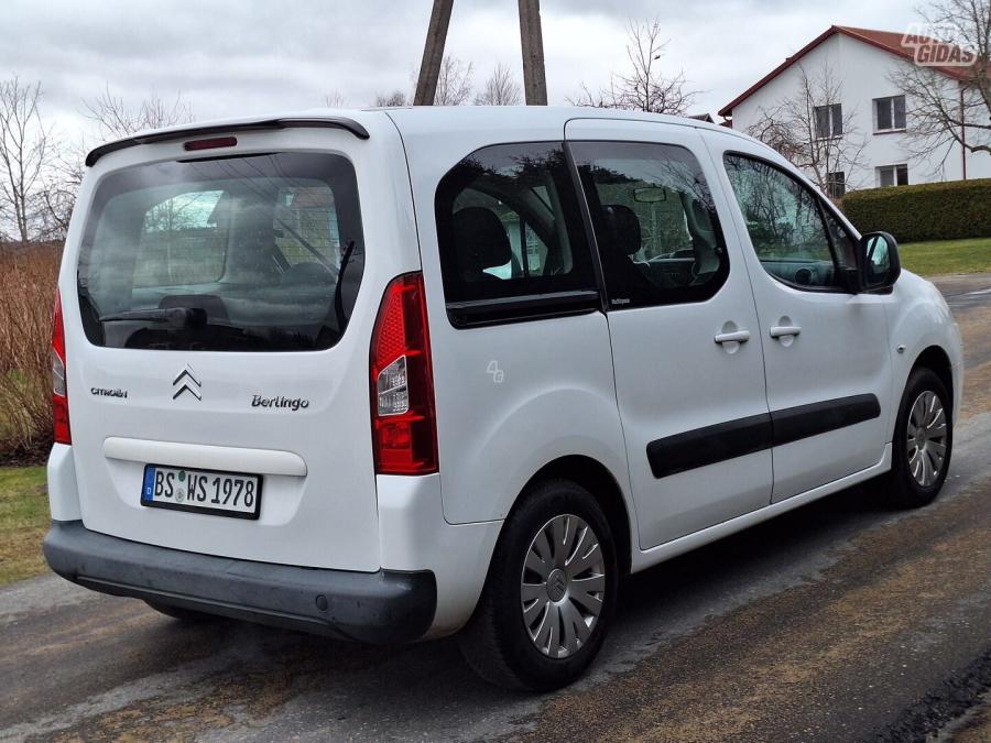White Citroen Berlingo 2009 in Mazeikiai, with an engine capacity of 1.60 L and mileage of 285 thousand km for 3850 €, photo 11 on AUTOMOTO.COM.LV
