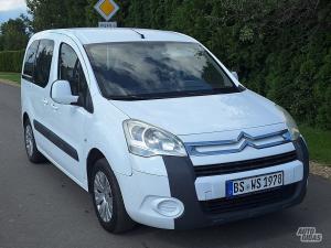 White Citroen Berlingo 2009 in Mazeikiai, with an engine capacity of 1.60 L and mileage of 285 thousand km for 3800 €, photo  on AUTOMOTO.COM.LV