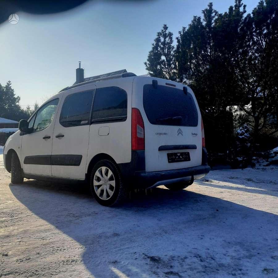 Balts Citroen Berlingo 2010 Marijampole, ar dzinēja tilpumu 1.56 L un nobraukumu 250 tūkst. km par 2100 €, foto 6 vietnē AUTOMOTO.COM.LV