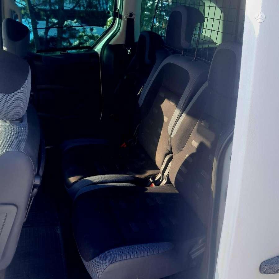 Balts Citroen Berlingo 2010 Marijampole, ar dzinēja tilpumu 1.56 L un nobraukumu 250 tūkst. km par 2100 €, foto 12 vietnē AUTOMOTO.COM.LV