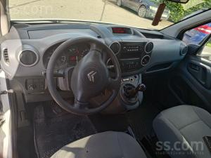 Balts Citroen Berlingo 2010 Jelgava, ar dzinēja tilpumu 1.60 L un nobraukumu 249 tūkst. km par 2500 €, foto 6 vietnē AUTOMOTO.COM.LV