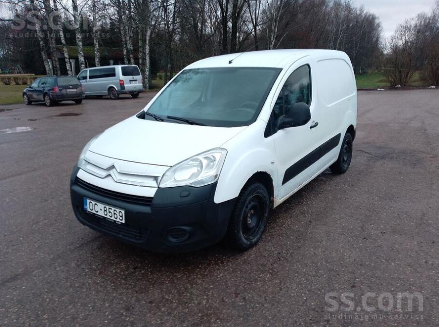 Balts Citroen Berlingo 2011 Madona, ar dzinēja tilpumu 1.60 L un nobraukumu 286 tūkst. km par 1250 €, foto 2 vietnē AUTOMOTO.COM.LV