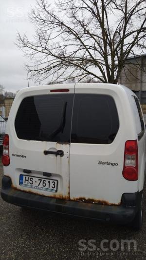 Balts Citroen Berlingo 2011 Valmiera, ar dzinēja tilpumu 1.60 L un nobraukumu 400 tūkst. km par 300 €, foto 8 vietnē AUTOMOTO.COM.LV