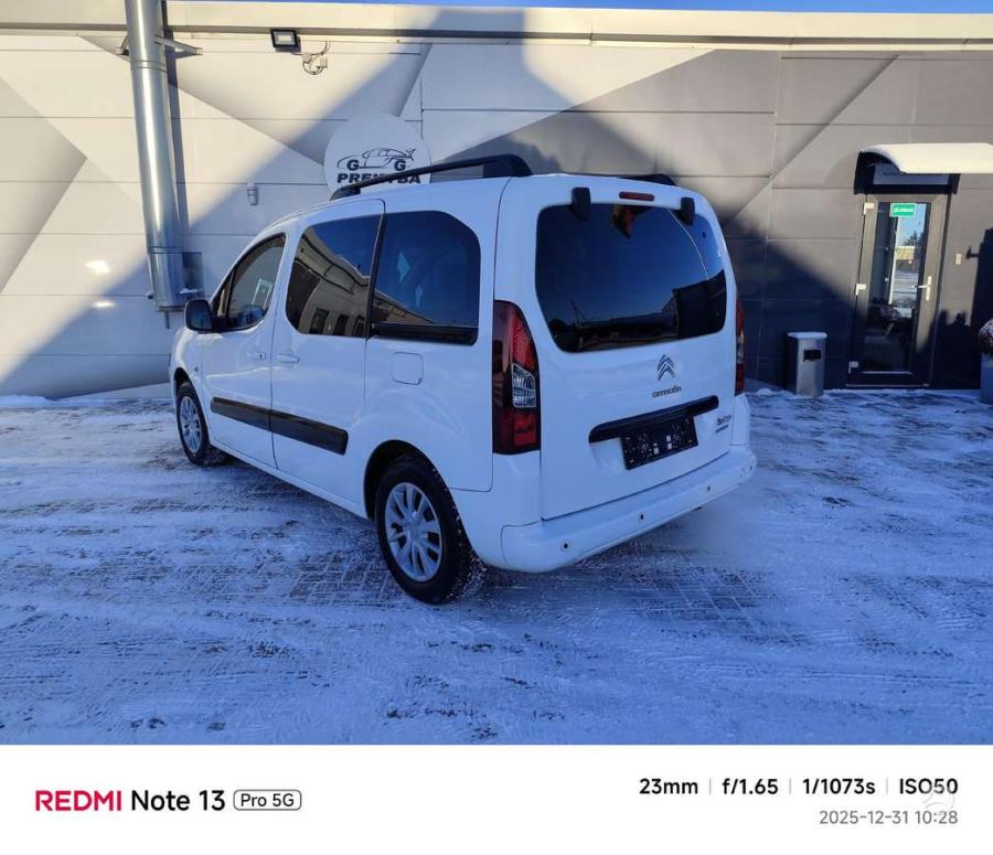 Balts Citroen Berlingo 2012 Kauņa, ar dzinēja tilpumu 1.60 L un nobraukumu 159 tūkst. km par 5750 €, foto 9 vietnē AUTOMOTO.COM.LV