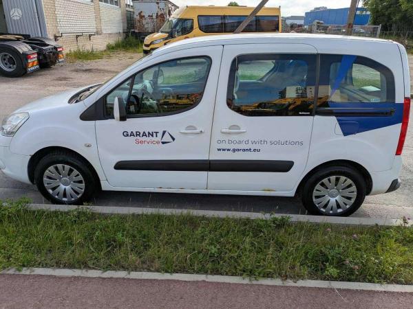 Balts Citroen Berlingo 2012 Klaipėda, ar dzinēja tilpumu 1.56 L un nobraukumu 200 tūkst. km par 2500 €, foto 2 vietnē AUTOMOTO.COM.LV