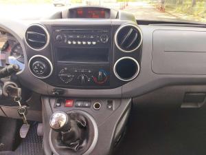 White Citroen Berlingo 2012 in Marijampole, with an engine capacity of 1.56 L and mileage of 228 thousand km for 4350 €, photo 10 on AUTOMOTO.COM.LV