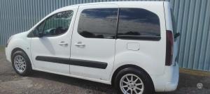 White Citroen Berlingo 2013 in Klaipeda, with an engine capacity of 1.56 L and mileage of 256 thousand km for 2999 €, photo  on AUTOMOTO.COM.LV