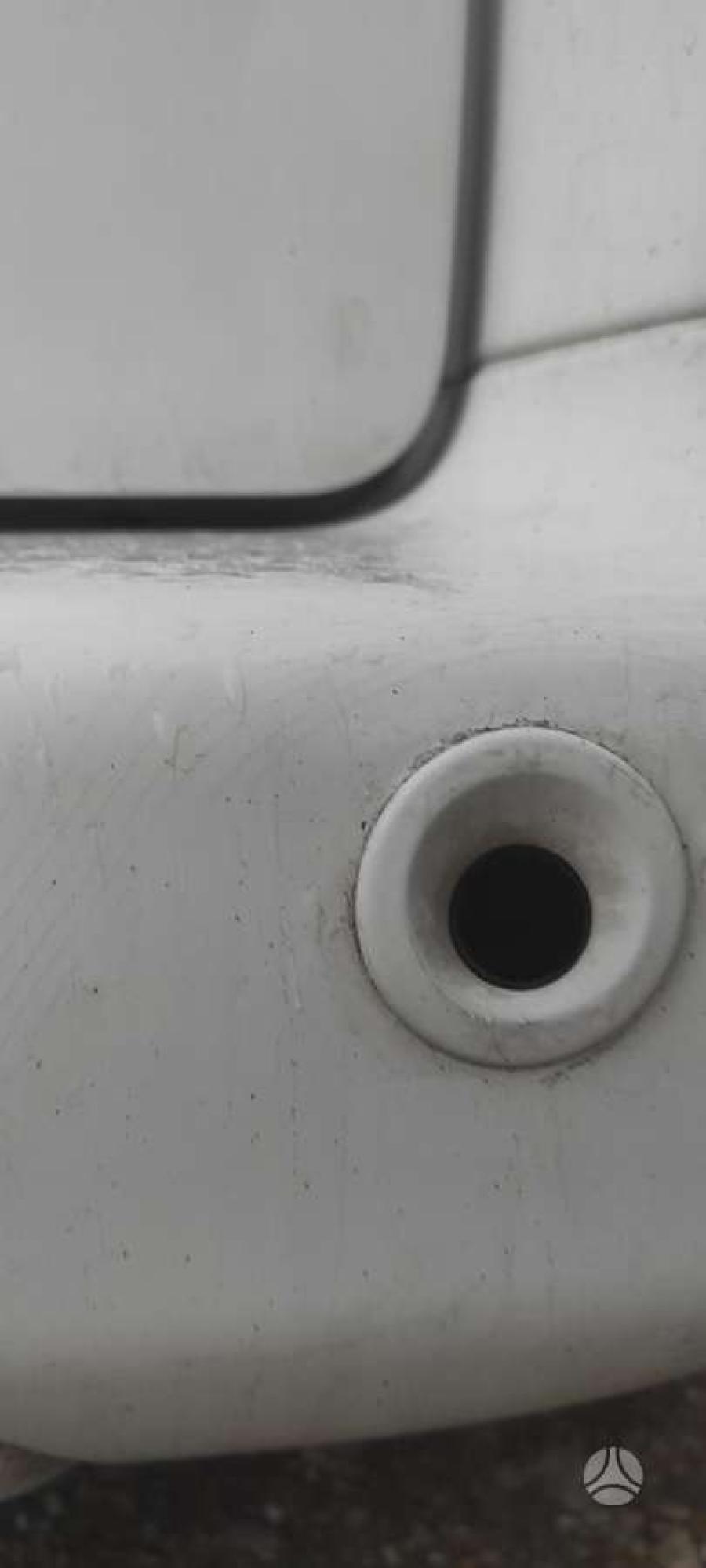 White Citroen Berlingo 2013 in Klaipeda, with an engine capacity of 1.56 L and mileage of 256 thousand km for 2999 €, photo 5 on AUTOMOTO.COM.LV