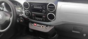 White Citroen Berlingo 2013 in Klaipeda, with an engine capacity of 1.56 L and mileage of 256 thousand km for 2999 €, photo 7 on AUTOMOTO.COM.LV