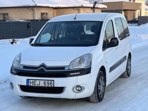 Balts Citroen Berlingo 2014 Mažeikiai, ar dzinēja tilpumu 1.56 L un nobraukumu 192 tūkst. km par 4950 €, foto 4 vietnē AUTOMOTO.COM.LV