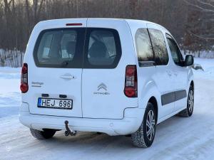 Balts Citroen Berlingo 2014 Mažeikiai, ar dzinēja tilpumu 1.56 L un nobraukumu 192 tūkst. km par 4950 €, foto 6 vietnē AUTOMOTO.COM.LV