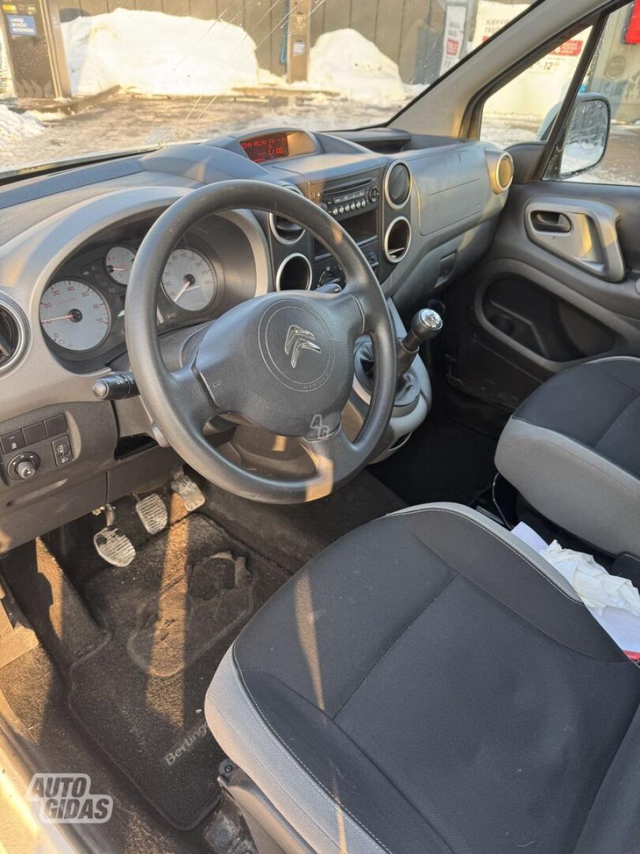 Balts Citroen Berlingo 2016 Klaipėda, ar dzinēja tilpumu 1.60 L un nobraukumu 203 tūkst. km par 4600 €, foto 9 vietnē AUTOMOTO.COM.LV