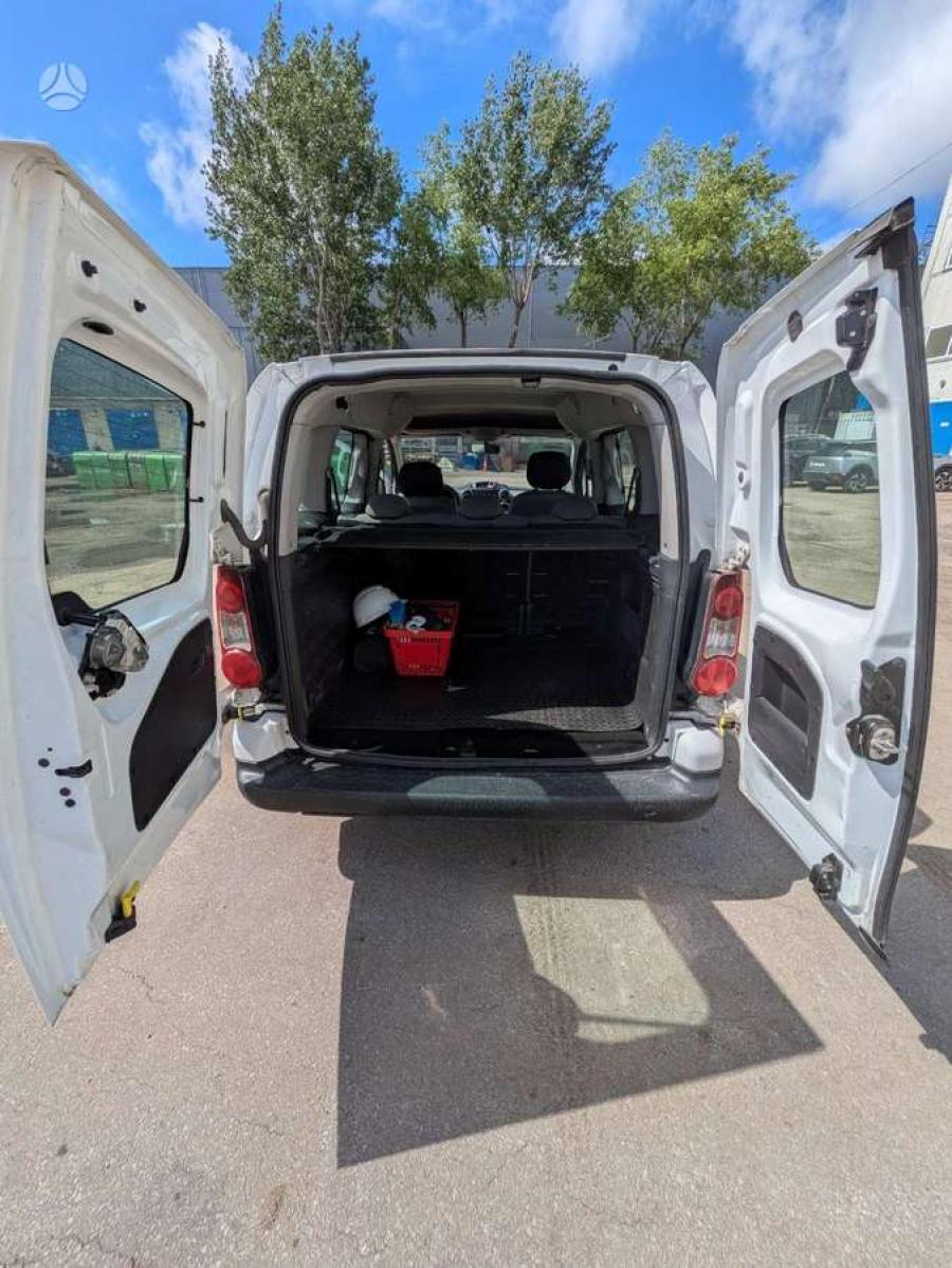 Balts Citroen Berlingo 2016 Klaipėda, ar dzinēja tilpumu 1.56 L un nobraukumu 281 tūkst. km par 3999 €, foto 10 vietnē AUTOMOTO.COM.LV