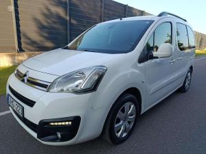 White Citroen Berlingo 2016 in Vilnius, with an engine capacity of 1.56 L and mileage of 290 thousand km for 3750 €, photo  on AUTOMOTO.COM.LV
