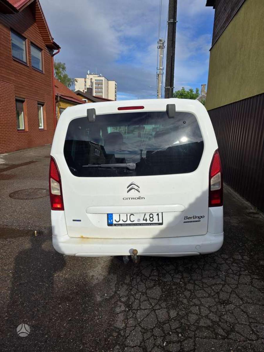 Balts Citroen Berlingo 2016 Kauņa, ar dzinēja tilpumu 1.56 L un nobraukumu 371 tūkst. km par 3000 €, foto 6 vietnē AUTOMOTO.COM.LV