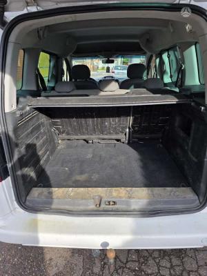 Balts Citroen Berlingo 2016 Kauņa, ar dzinēja tilpumu 1.56 L un nobraukumu 371 tūkst. km par 3000 €, foto 8 vietnē AUTOMOTO.COM.LV