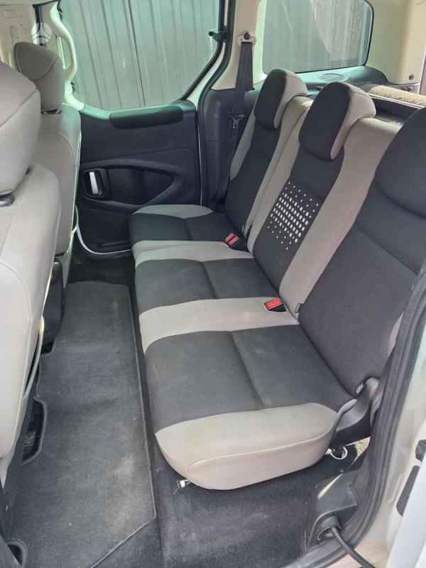 Balts Citroen Berlingo 2016 Kauņa, ar dzinēja tilpumu 1.56 L un nobraukumu 371 tūkst. km par 3000 €, foto 8 vietnē AUTOMOTO.COM.LV
