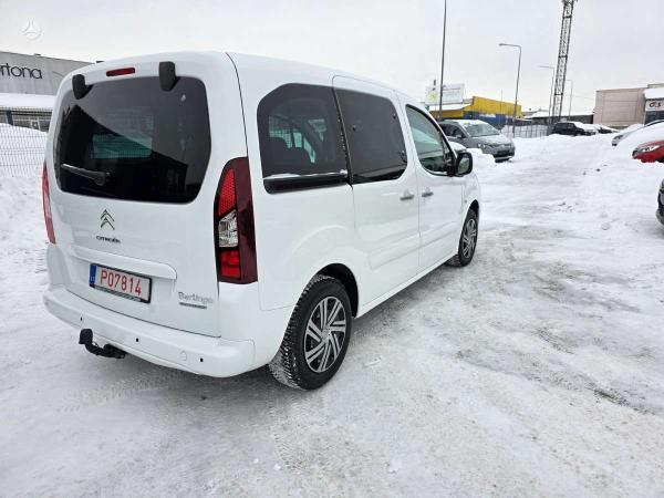 Balts Citroen Berlingo 2017 Šauļi, ar dzinēja tilpumu 1.56 L un nobraukumu 200 tūkst. km par 6900 €, foto 4 vietnē AUTOMOTO.COM.LV