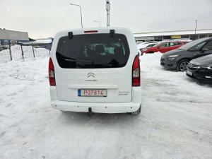 White Citroen Berlingo 2017 in Siauliai, with an engine capacity of 1.56 L and mileage of 200 thousand km for 6900 €, photo 5 on AUTOMOTO.COM.LV